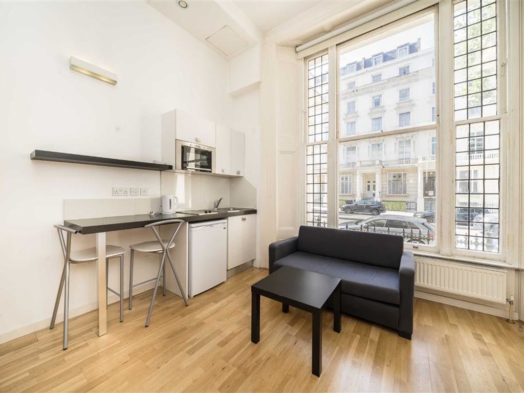 Studio to rent in Inverness Terrace, London W2, £1,950 pcm - Zoopla