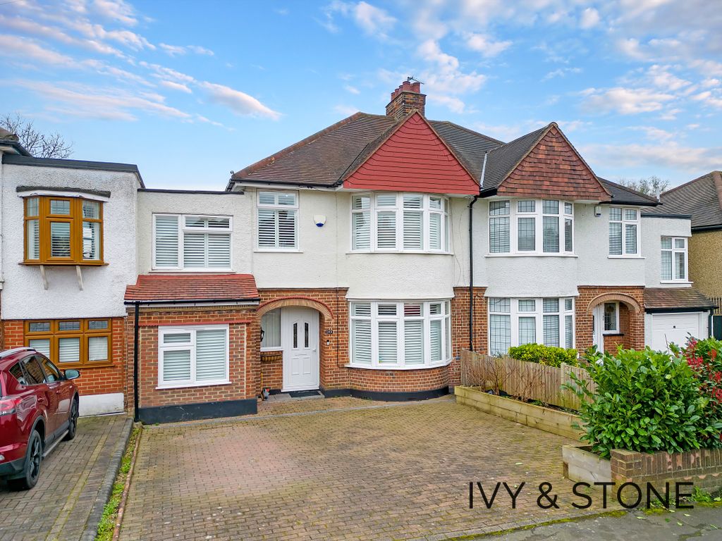 4 Bed Semi Detached House For Sale In Kings Avenue Woodford Green