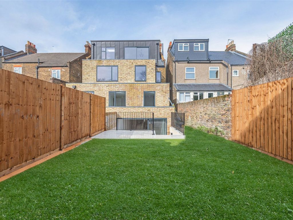 New home, 2 bed flat for sale in Lyveden Road, London SW17, £575,000 ...