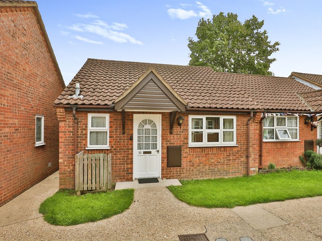 1 bed terraced bungalow for sale in Northwell Place, Northwell Pool ...