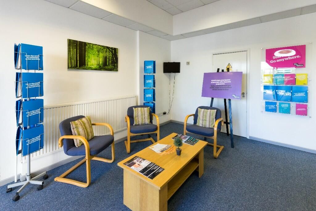 Serviced office to let in Unit 2 - Pixmore Avenue, Letchworth Garden ...