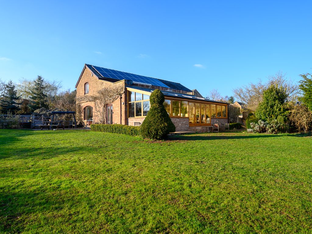3 bed barn conversion for sale in Foy, Ross-On-Wye HR9 - Zoopla