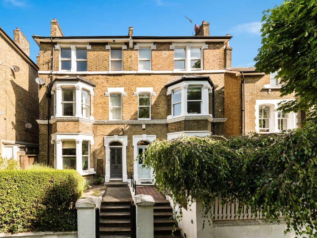 5 bed semi-detached house to rent in Humber Road, London SE3 - Zoopla