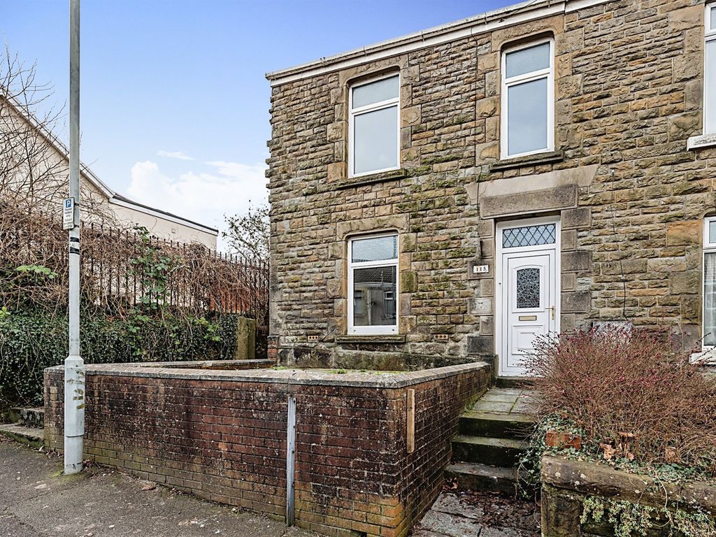 4 Bed End Terrace House For Sale In Siloh Road Landore Swansea Sa1