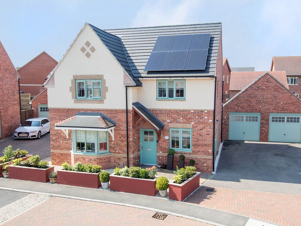 4 bed detached house for sale in Osprey Drive, Priors Hall Park, Corby ...
