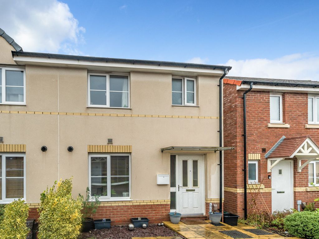 3 Bed Semi Detached House For Sale In Campion Place Newton Abbot Tq12