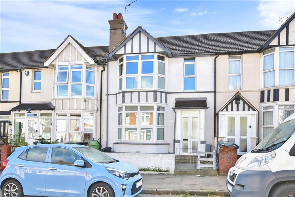 4 Bed Terraced House For Sale In Park Avenue Northfleet Gravesend