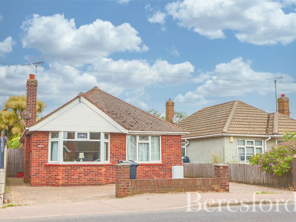 2 bed bungalow for sale in St. Johns Road, Clacton-On-Sea CO16 - Zoopla