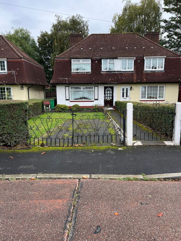 3 Bed Semi Detached House For Sale In Pitfield Gardens Manchester
