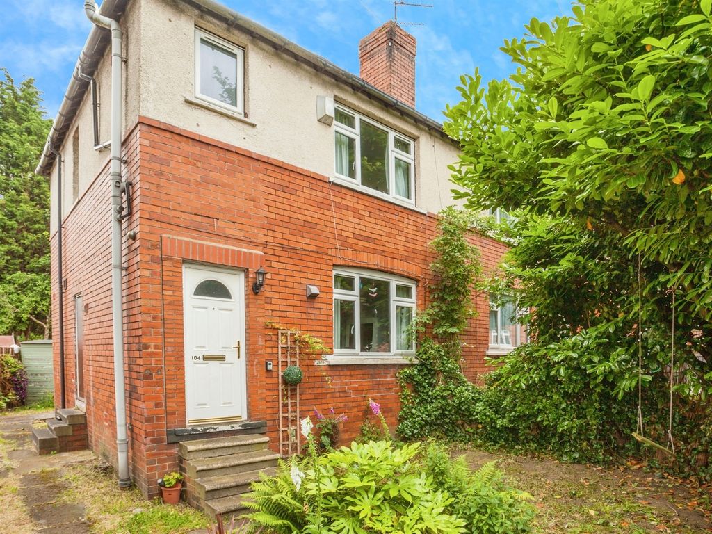 3 Bed Semi Detached House For Sale In Queen Elizabeth Road Wakefield
