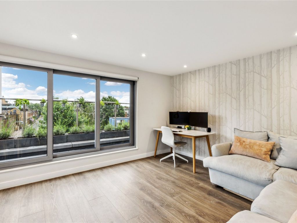 New home, 1 bed flat for sale in Battersea Bridge Road, London SW11, £ ...