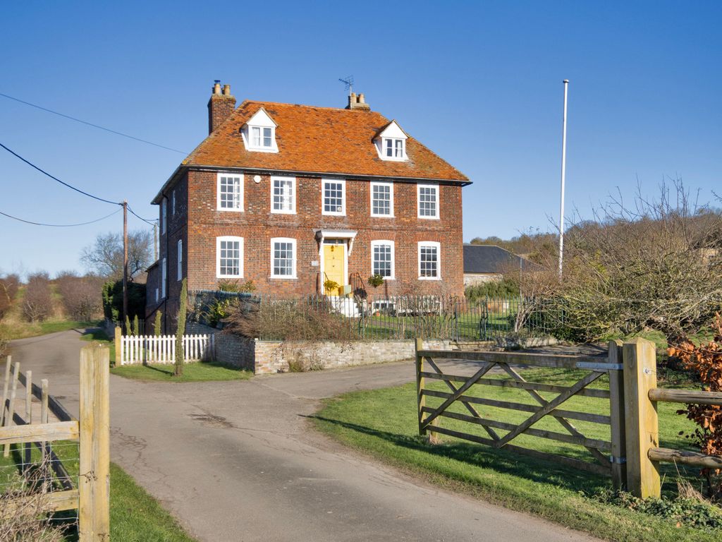5 bed detached house for sale in Cooling Road, High Halstow, Rochester ...