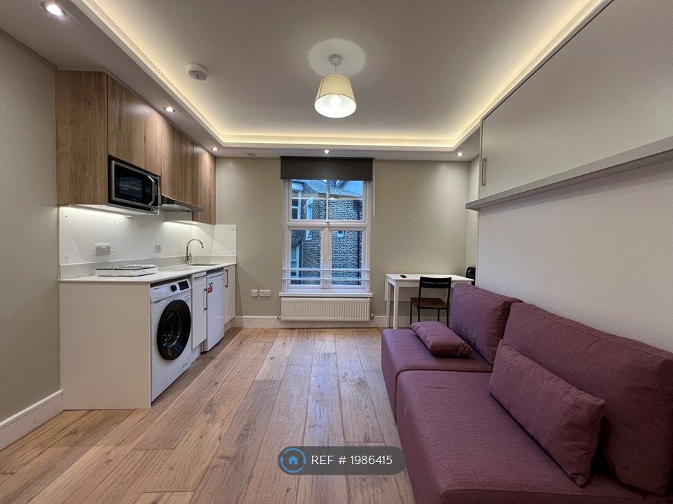 Studio to rent in Lewisham Way, London SE14, £1,390 pcm - Zoopla