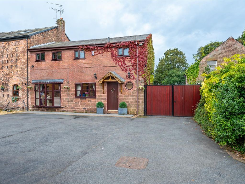 3 Bed Semi Detached House For Sale In Lickers Lane Whiston Prescot