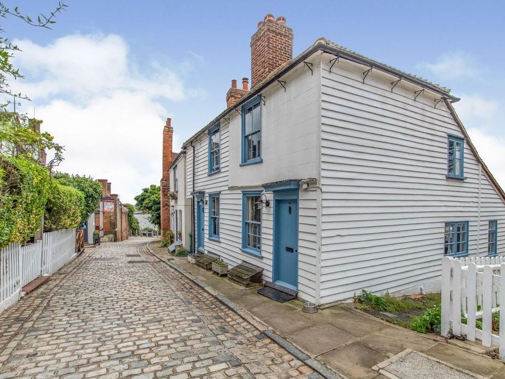 4 bed detached house for sale in High Street, Upnor, Rochester ME2, £ ...
