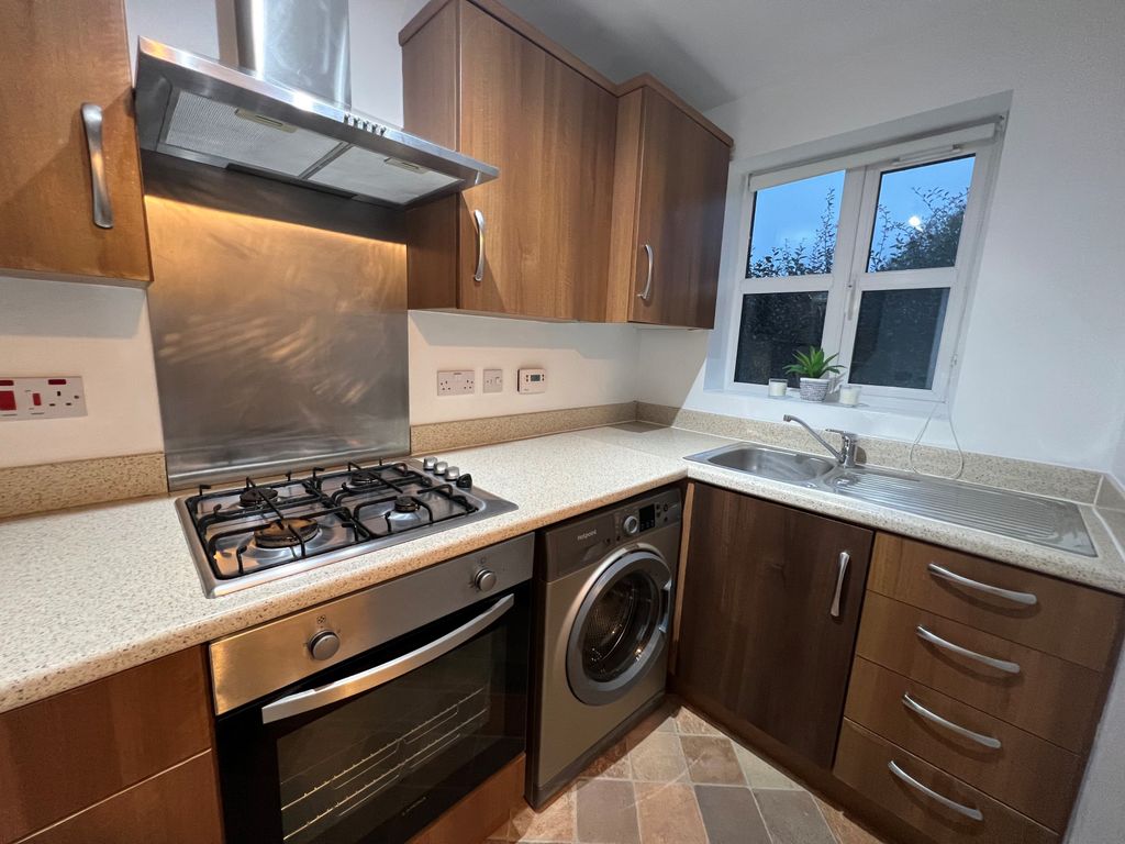 3 bed semi-detached house to rent in Sunbeam Way, Coventry CV3, £1,295 ...