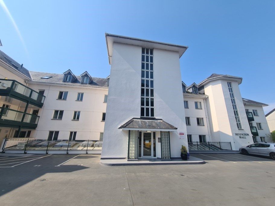 2 bed flat for sale in Agar Road, Truro TR1 - Zoopla