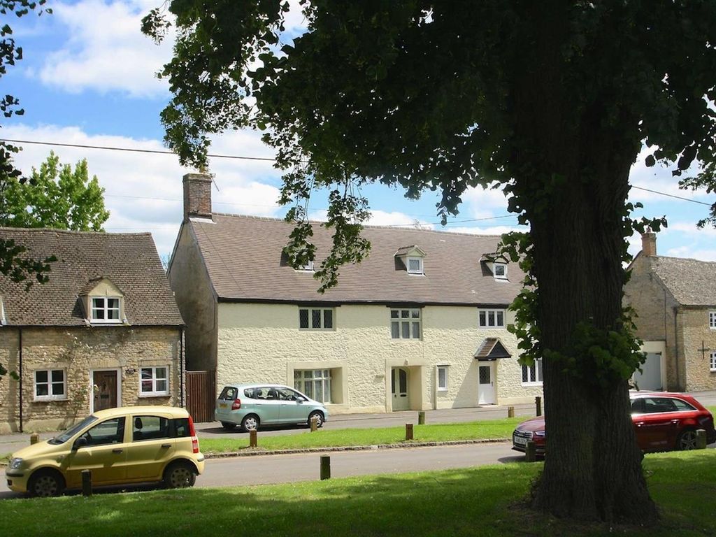 3 bed cottage for sale in The Green, Bletchingdon, Kidlington OX5, £ ...