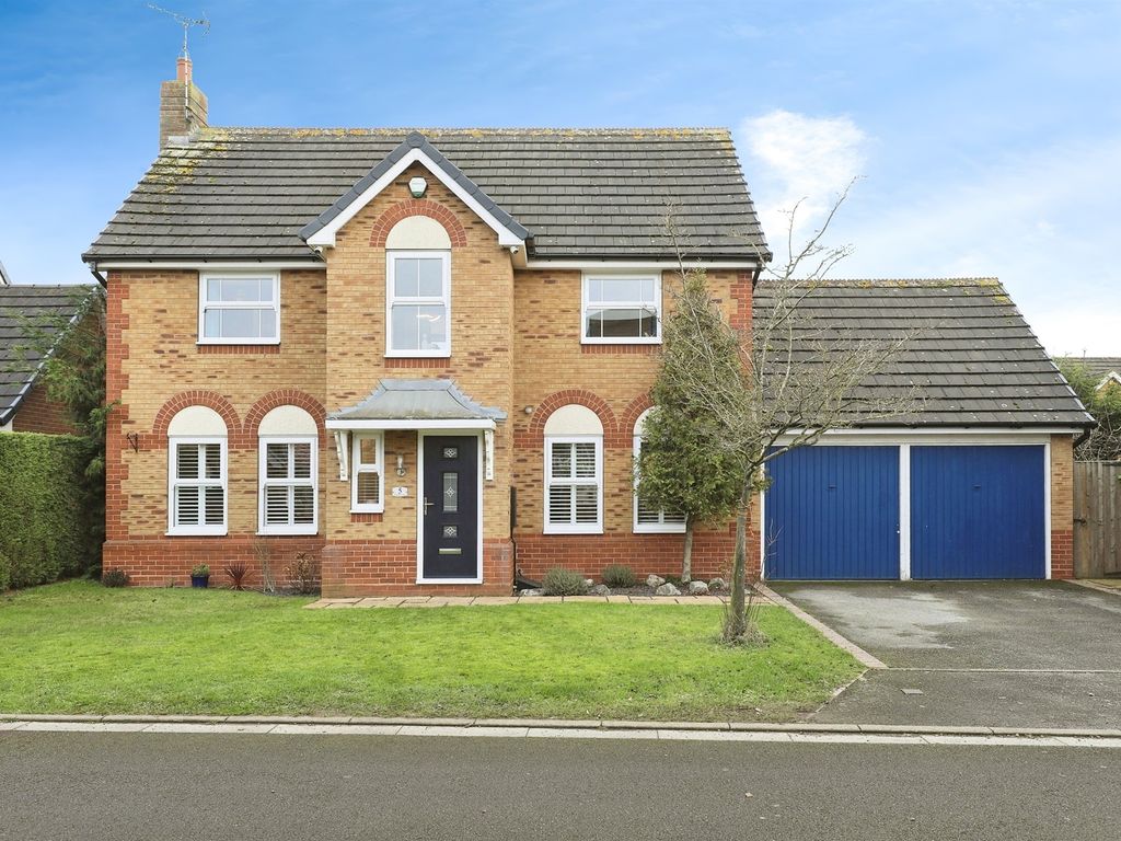 4 bed detached house for sale in Siskin Court, Gateford, Worksop S81, £ ...