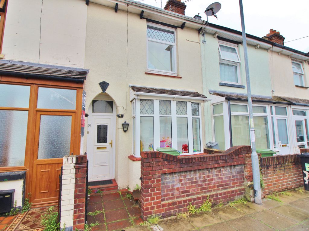 2 Bed Terraced House For Sale In Lynn Road Portsmouth Po2 £214 995