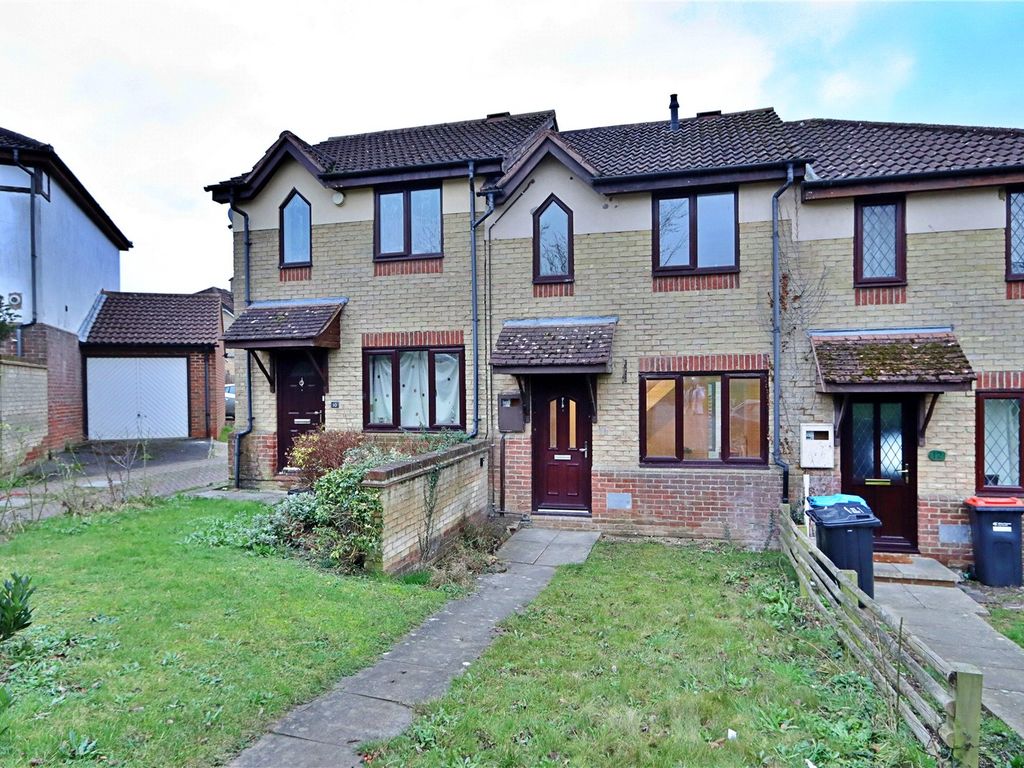 2 Bed Terraced House For Sale In Shepperds Green Shenley Church End