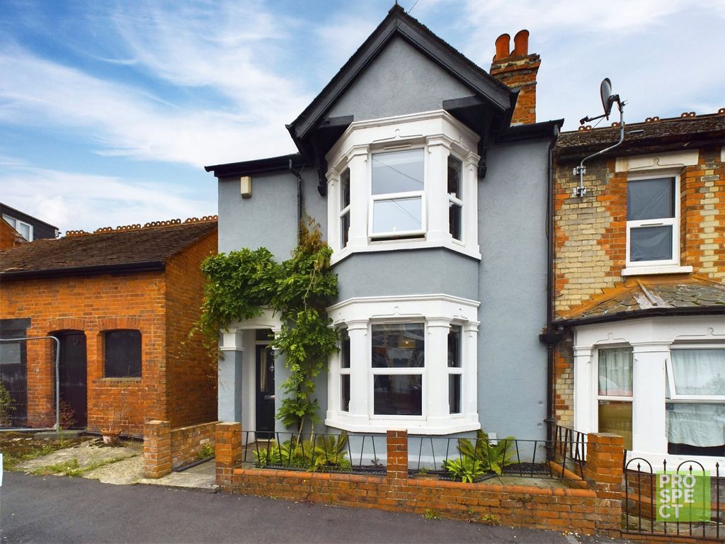 3 bed end terrace house to rent in Surrey Road, Reading, Berkshire RG2 ...