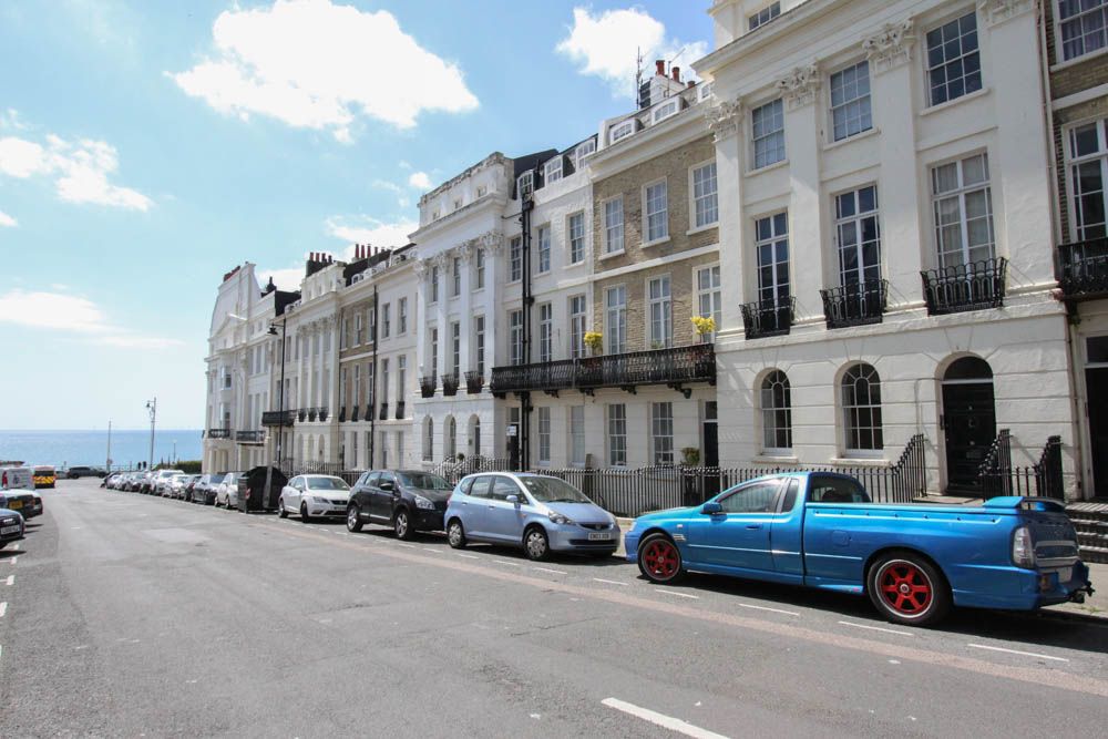 2 bed flat to rent in Portland Place, Brighton BN2, £1,450 pcm - Zoopla