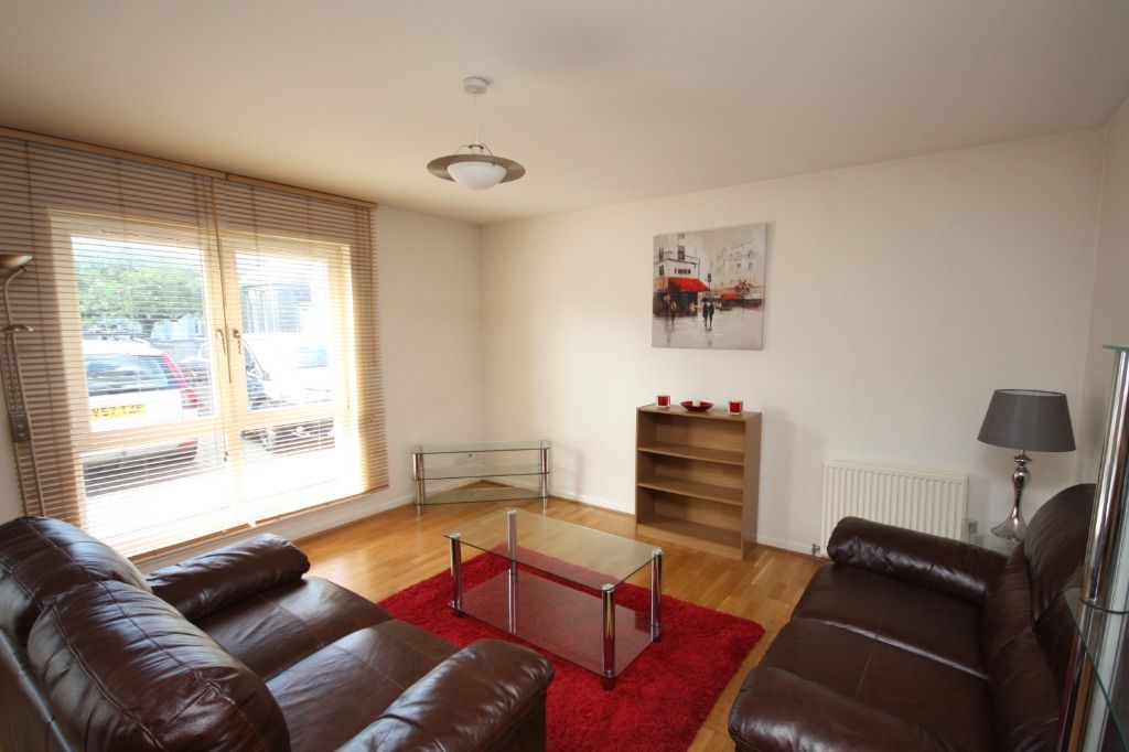 2 bed flat to rent in Frater Place, Aberdeen AB24 - Zoopla
