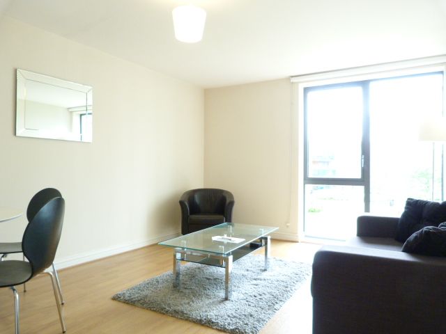 1 bed flat to rent in Pulse Development, Colindale NW9, £1,560 pcm - Zoopla
