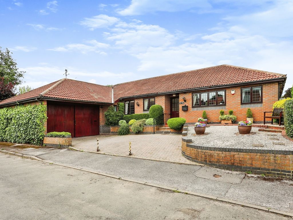 4 bed detached bungalow for sale in Main Street, Widmerpool, Nottingham ...