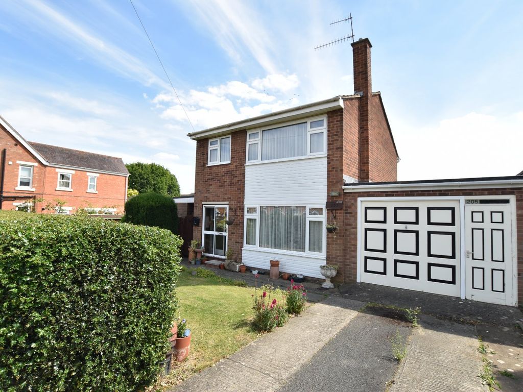 3 bed semi-detached house for sale in Pershore Road, Evesham ...