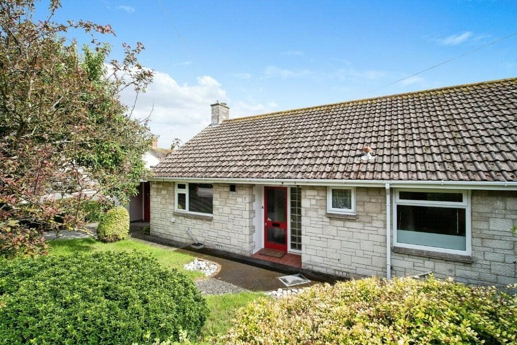 3 bed bungalow for sale in Ebor Road, Weymouth DT4, £375,000 - Zoopla