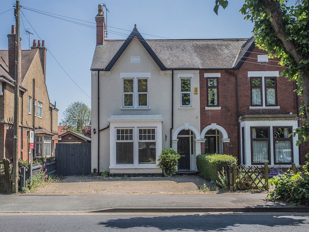 4 bed semi-detached house for sale in Broadway, Peterborough ...