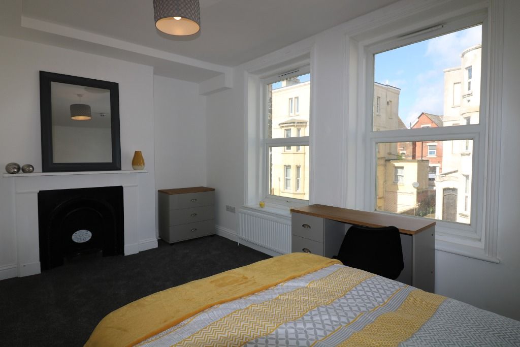 Room to rent in Victoria Grove, Folkestone CT20 - Zoopla