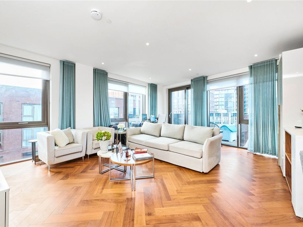 2 bed flat to rent in New Union Square, London SW11, £4,117 pcm - Zoopla