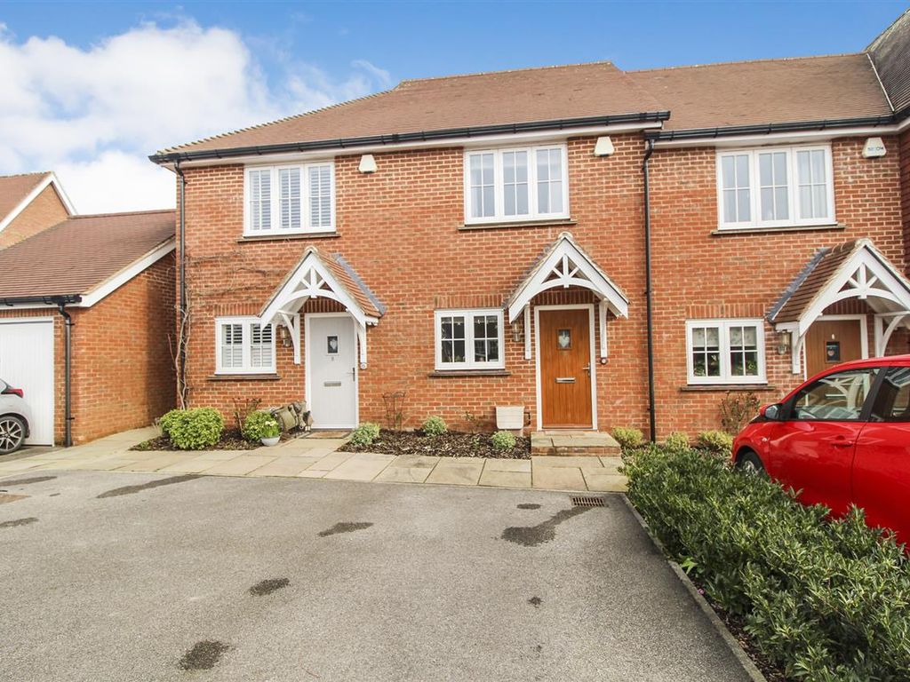 2 Bed Terraced House To Rent In Willow Place Barns Green Horsham Rh13