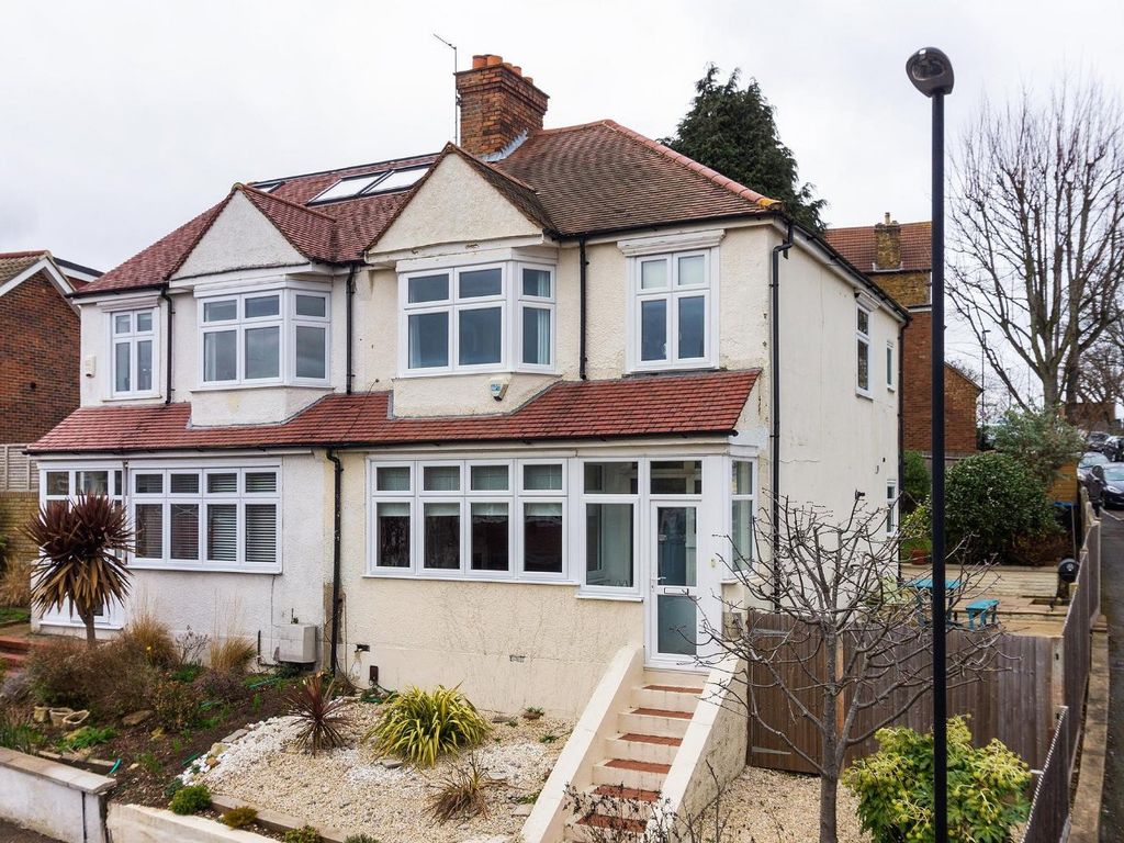 3 Bed Detached House For Sale In Troy Road Crystal Palace London Se19