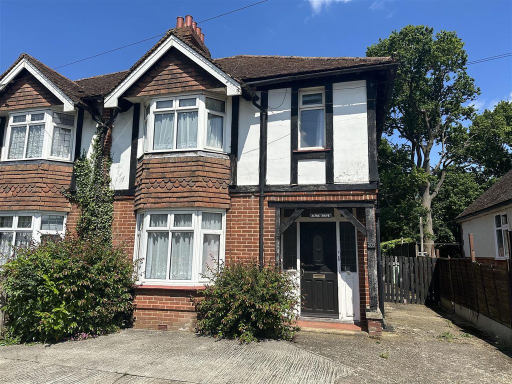 3 bed property for sale in Sutton Road, Maidstone ME15, £375,000 - Zoopla