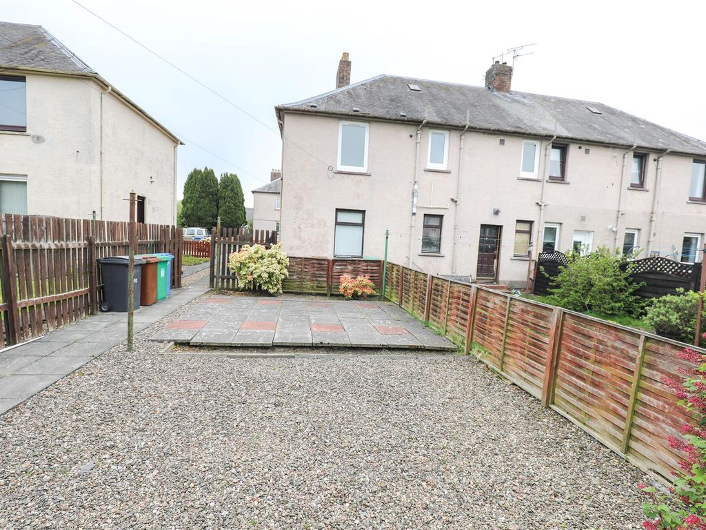 2 bed flat for sale in Ford Crescent, Thornton, Kirkcaldy KY1, £69,000 ...