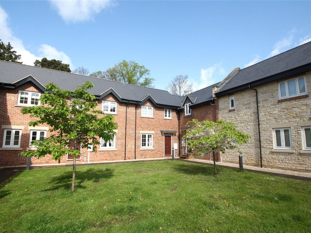 1 bed terraced house to rent in High Street, Brackley NN13, £900 pcm ...