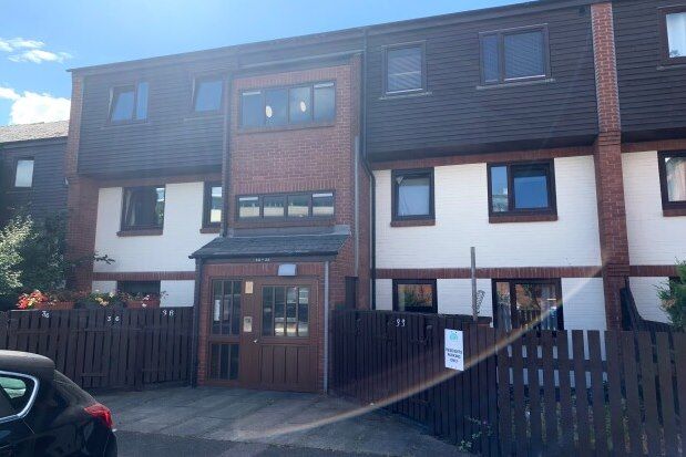 2 bed flat to rent in Carter Gate, Nottingham NG1 - Zoopla