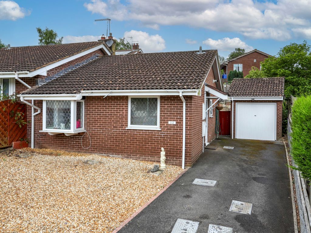 2 Bed Semi Detached Bungalow For Sale In Reynell Road Ogwell Newton