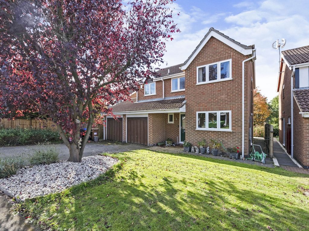 4 Bed Detached House For Sale In Summerfields West Hunsbury