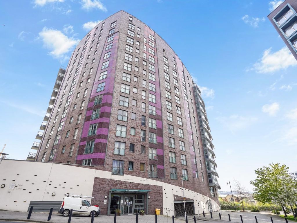 Studio for sale in Cross Green Lane, Leeds LS9 - Zoopla