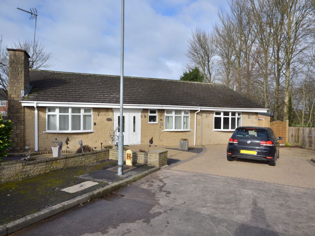 4 Bed Detached Bungalow For Sale In The Fairways Hull Hu8 £350 000