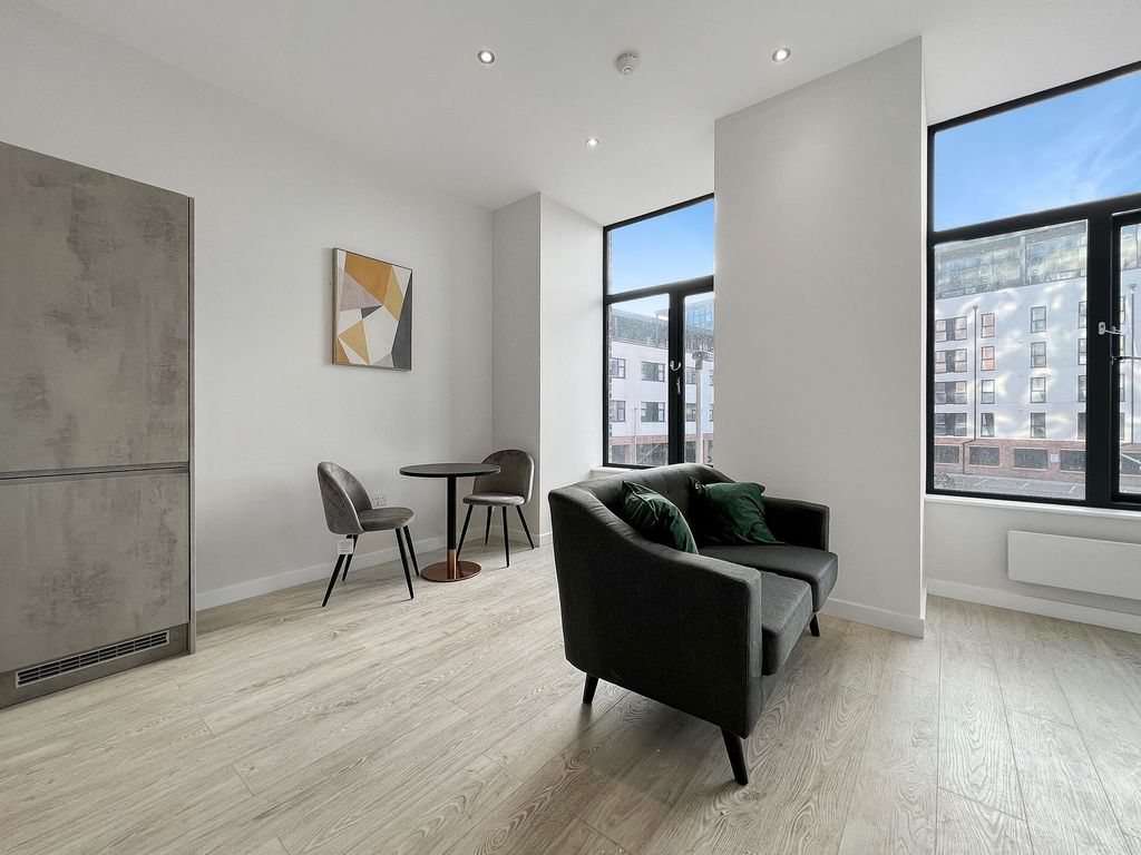 1 bed flat to rent in Block F, Victoria Riverside, Leeds City Centre ...