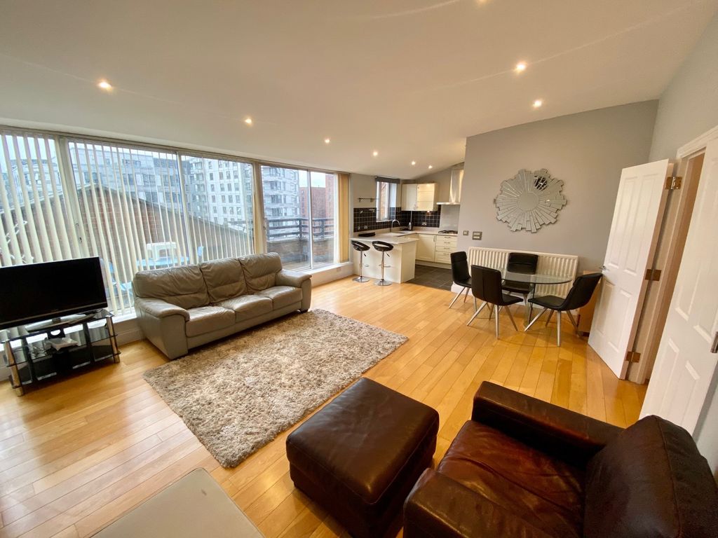 2 bed penthouse to rent in Picture House, Cheapside, Reading, Berkshire ...