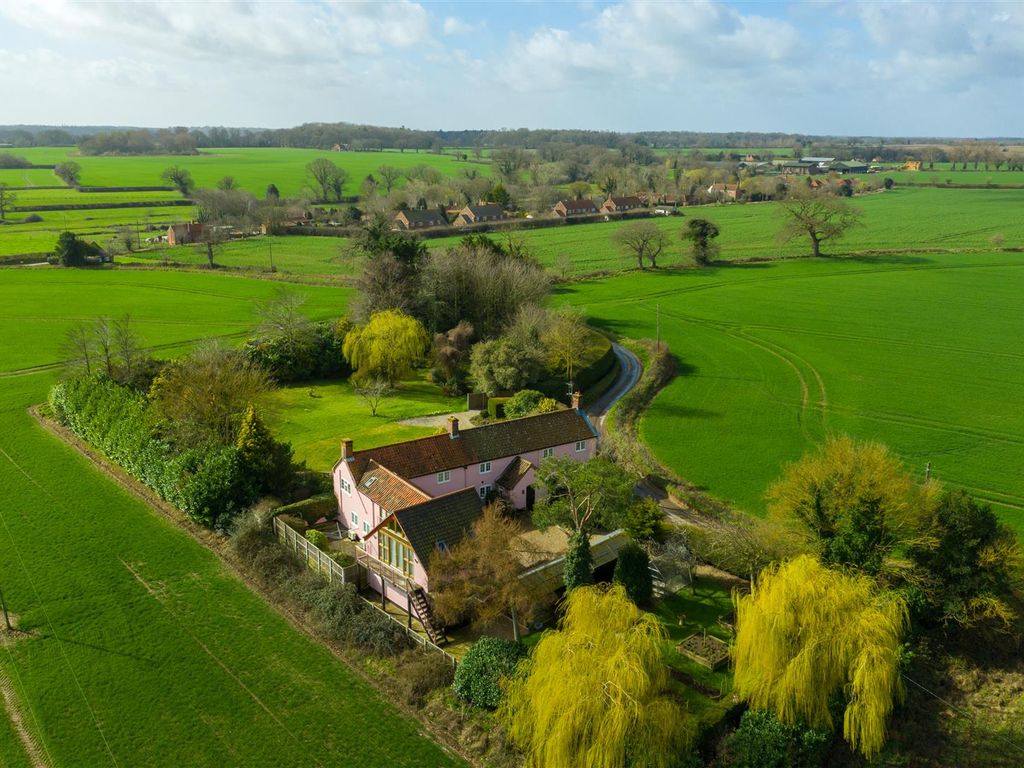 5 bed property for sale in Regent Street, Wickmere, Norwich NR11 - Zoopla