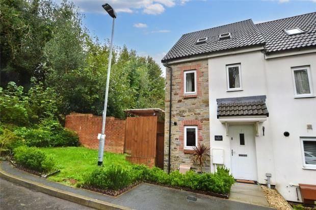 3 Bed End Terrace House For Sale In Clover Drive Liskeard Cornwall