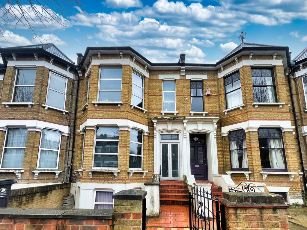 1 bed flat to rent in Newick Road, Lower Clapton, Millfields Park ...